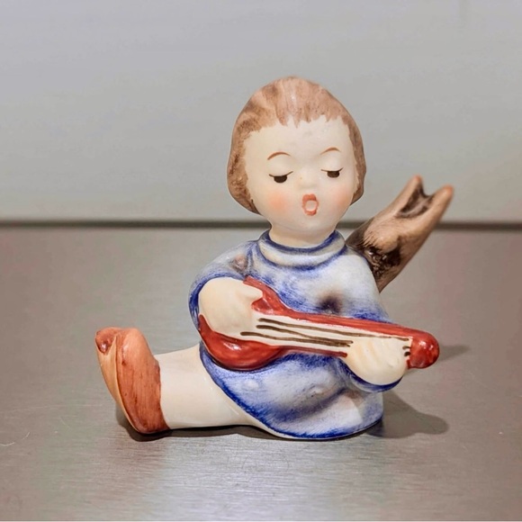 Hummel | Art | Vintage Goebel Hummel Figurine Of An Angel Playing A ...